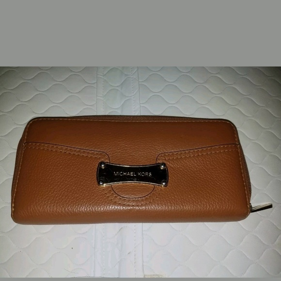 Michael Kors | Bags | Mk Wallet | Poshmark